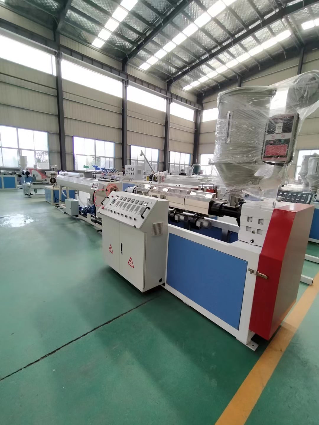 Extruder&Expander of Single-wall Heat Shrinkable Tubing - WOLJIA ...