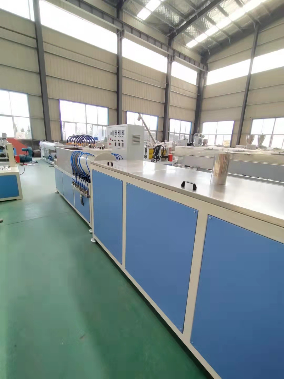 Auto Heat Shrink Tubing Expansion Production Line | WOLJIA | Extruder ...